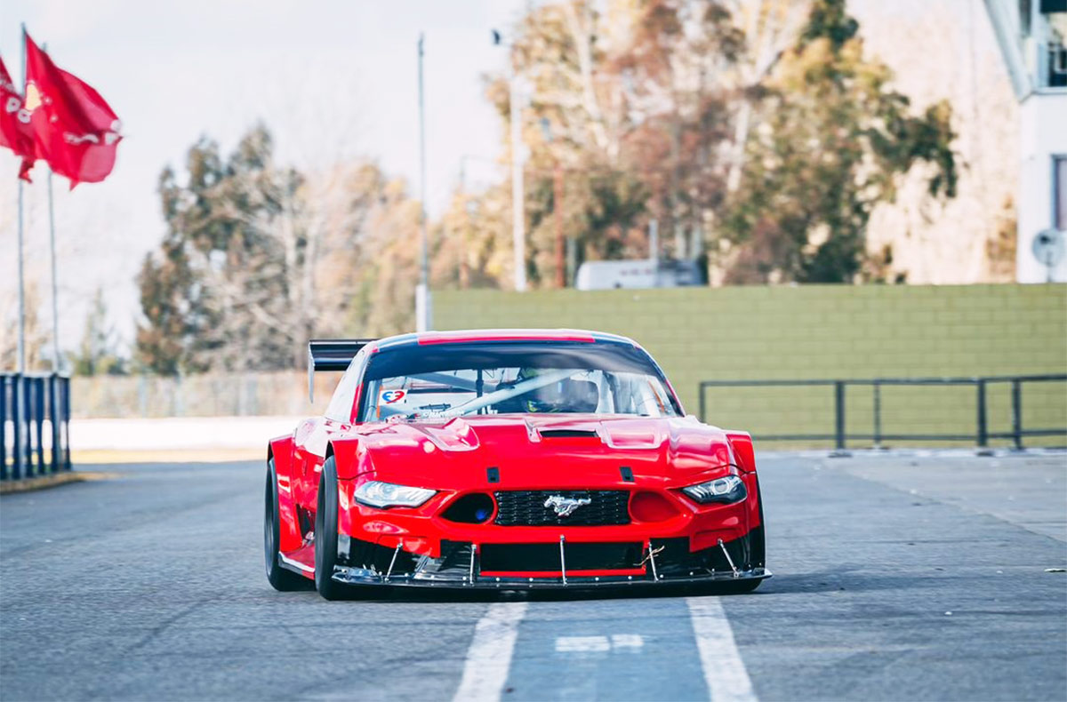Bouvier: diferencia entre el Falcon y el Mustang | SoloTC